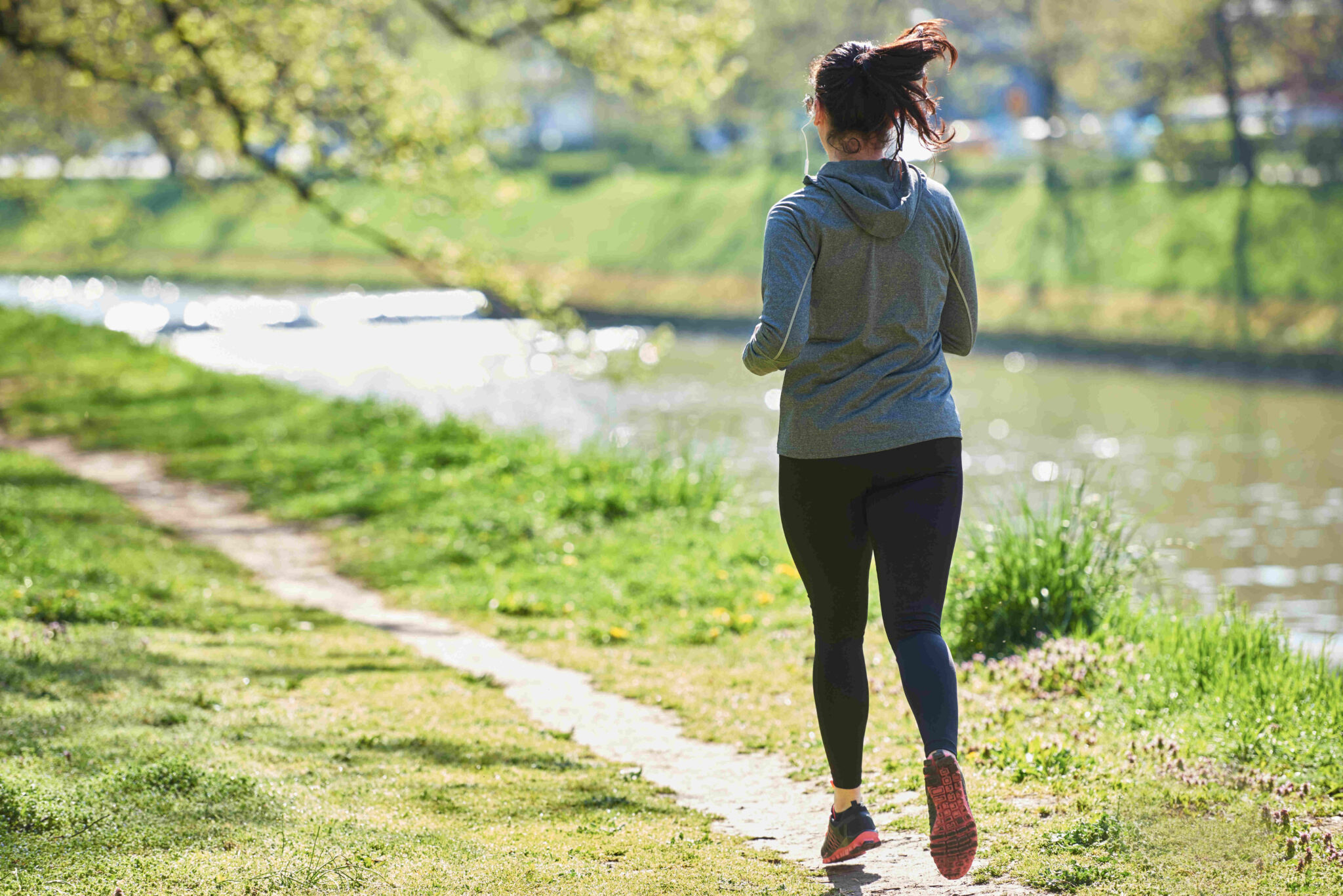 How to Start Running to Lose Weight: 6 Tips for Beginners | Joggo